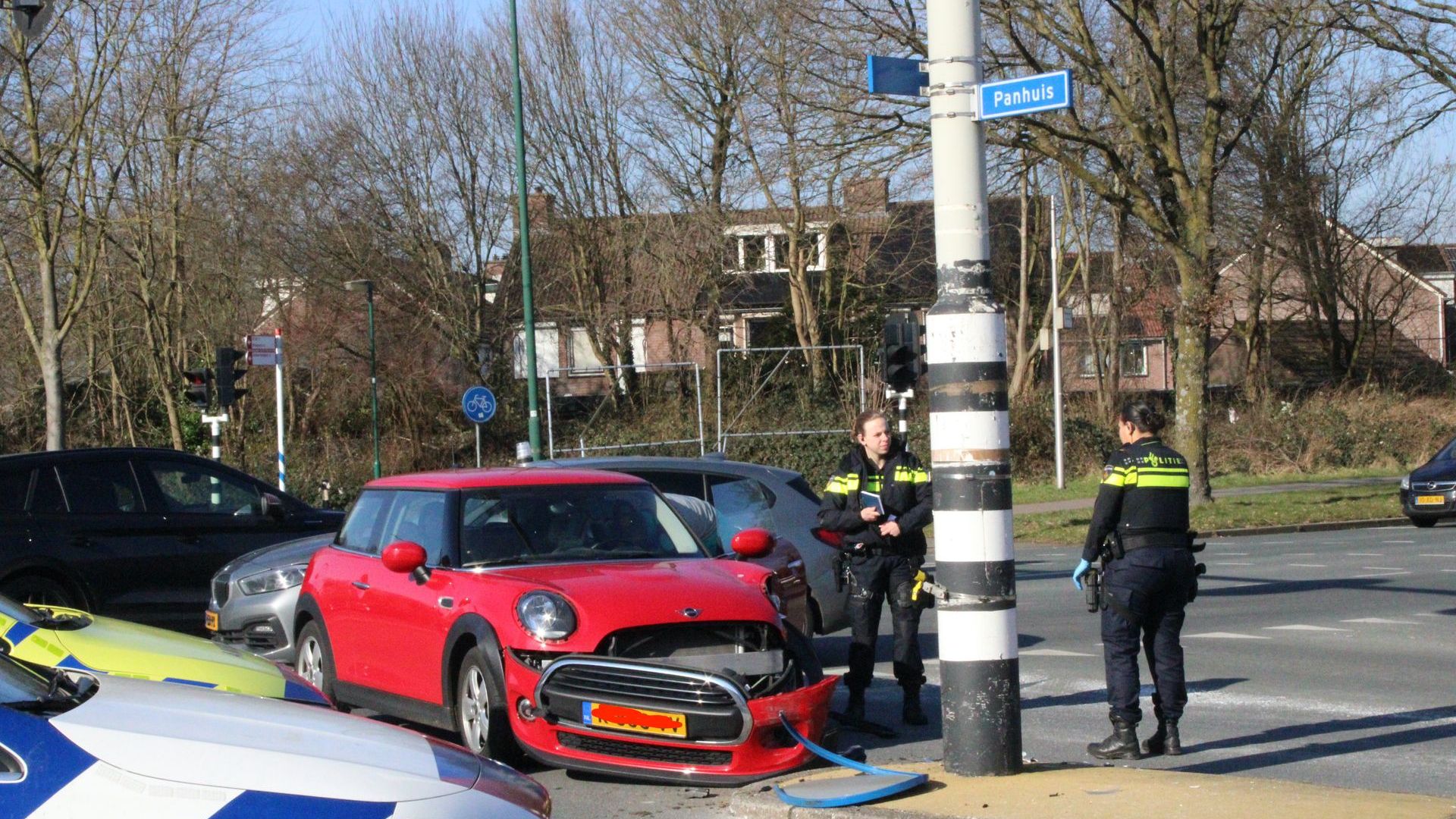 Gewonde bij eenzijdig ongeval op Rondweg Veenendaal - Oozo.nl
